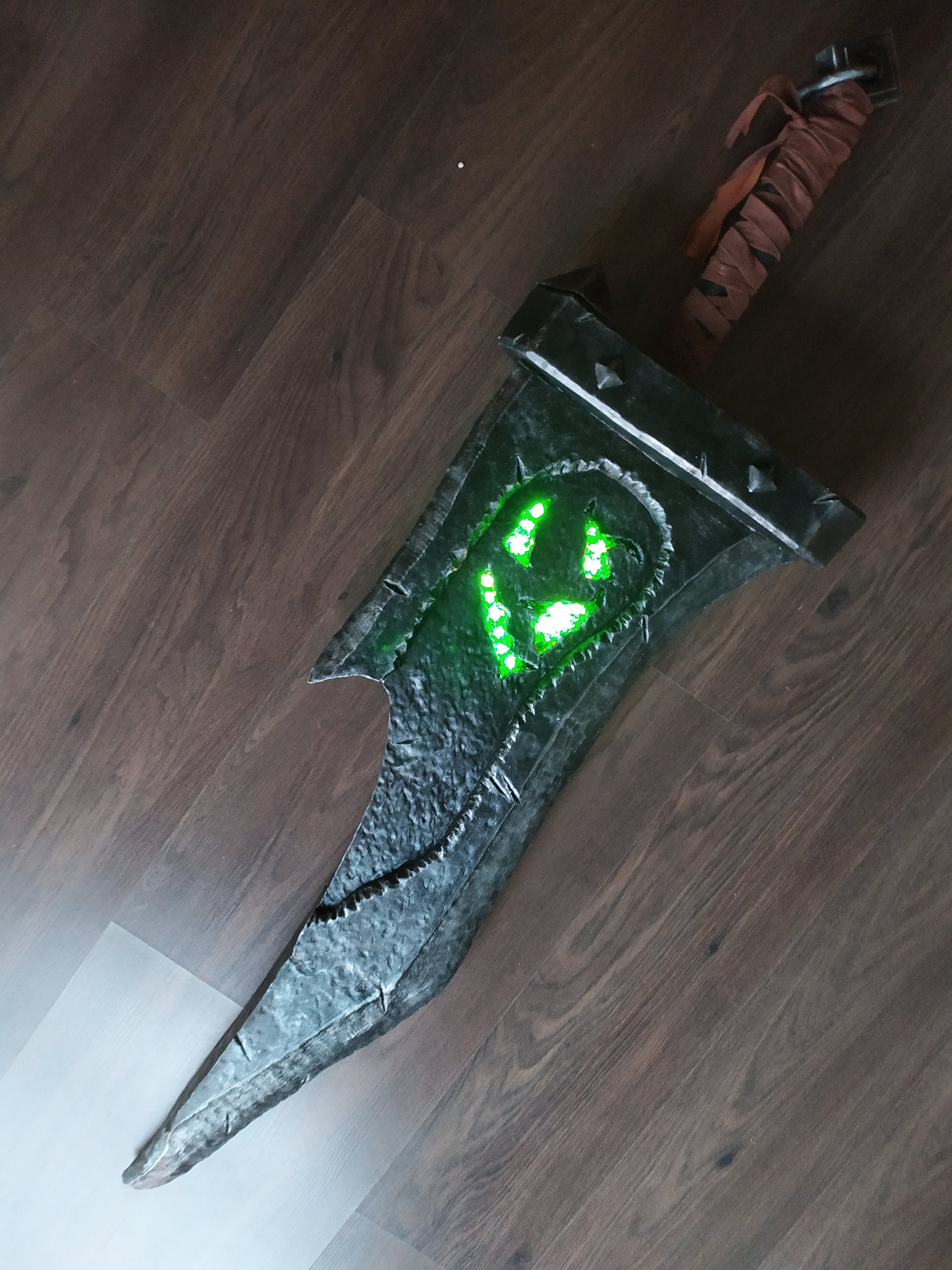 Patrón Y Tutorial De Riven Awaken Runic Blade League of Legends patrón ...