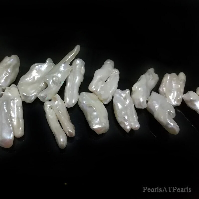 16 Inches 25-40mm Spill Shaped Natural White Freshwater Biwa Pearls ...