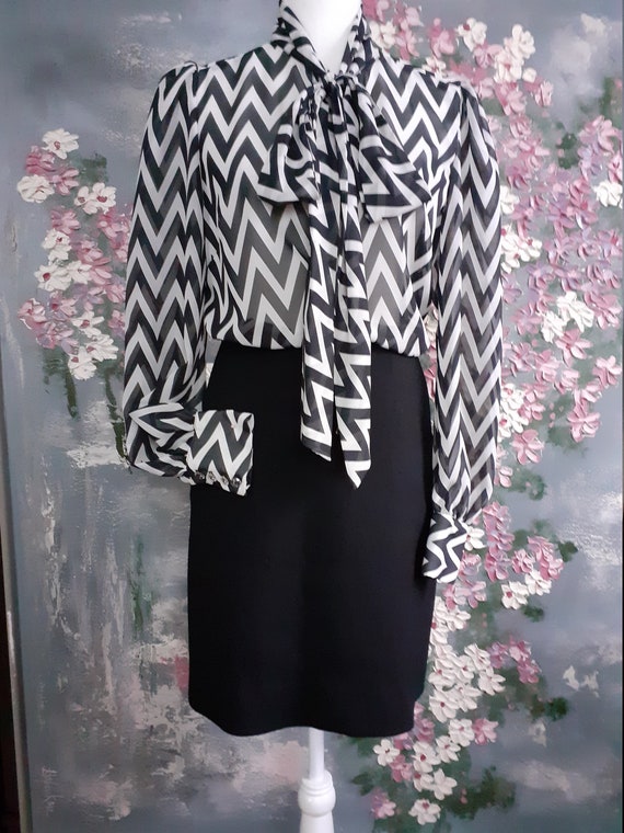 Romantic Black and White Geometric Print Women Blouse | Etsy