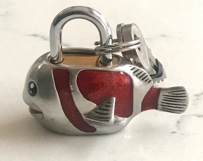 4 Vintage Saw Tooth Keys, Yale and Independent Lock Co, Antique Key Lot ...