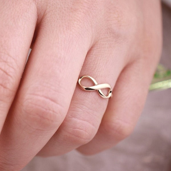 Infinity Ring - Etsy