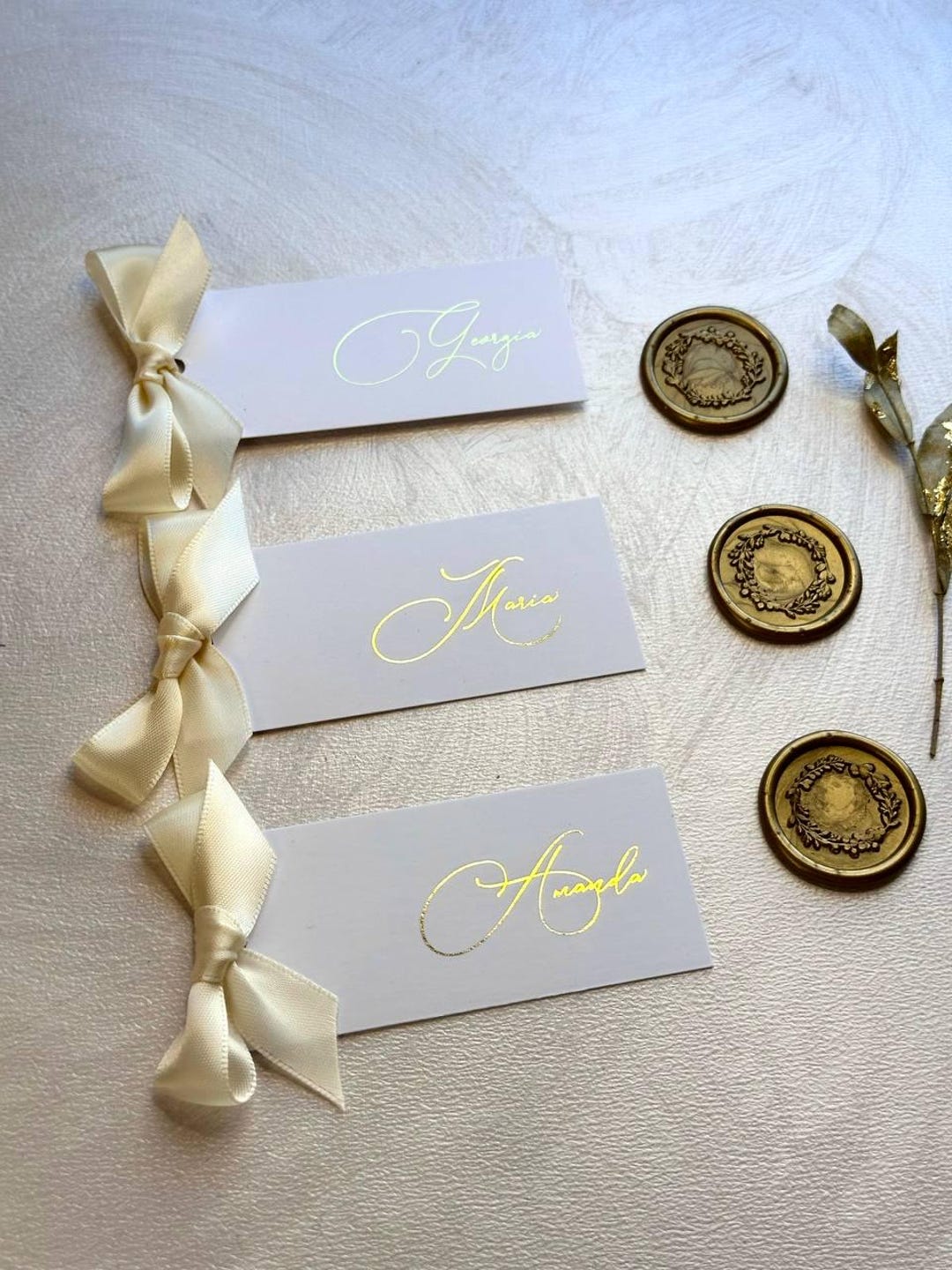 Elegant Place Card With Ribbon , Personalized Place Tag .wedding Table ...