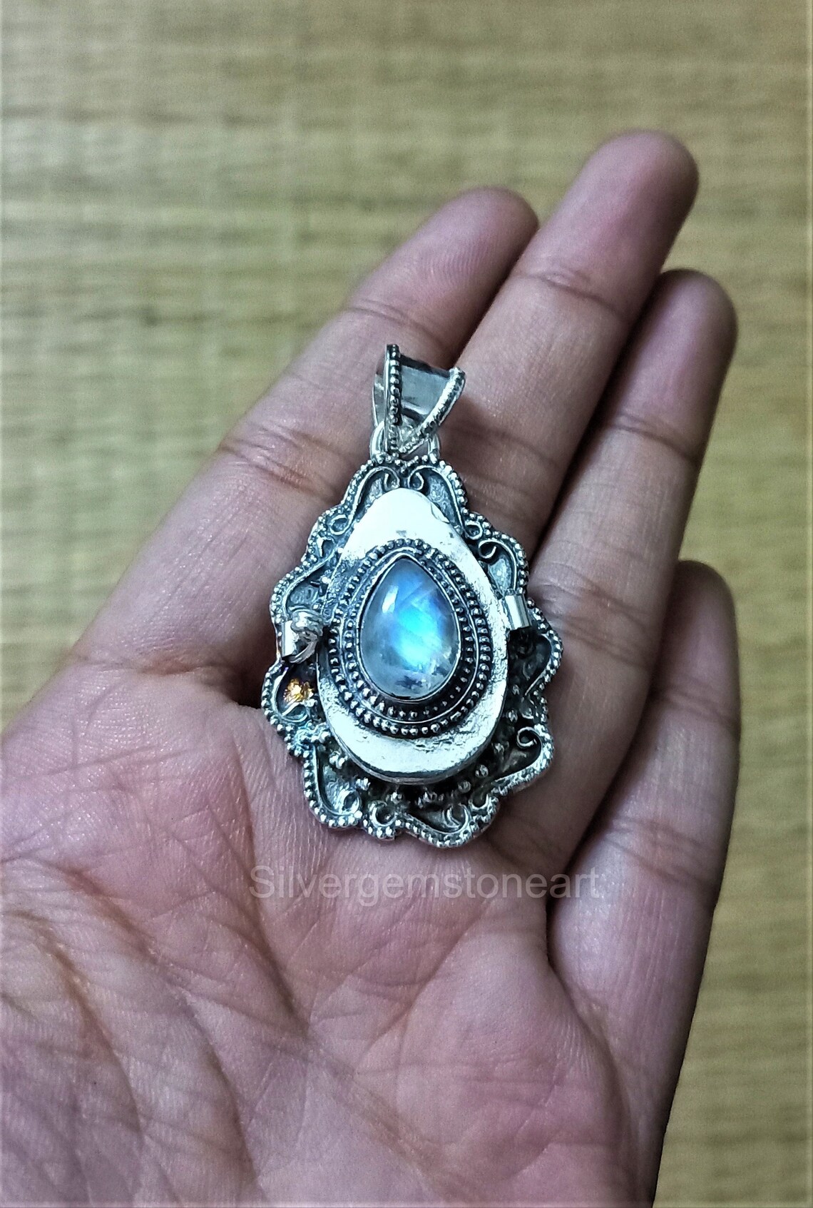 Poison Box Pendant Moonstone Pendant Poison Pendant Large - Etsy