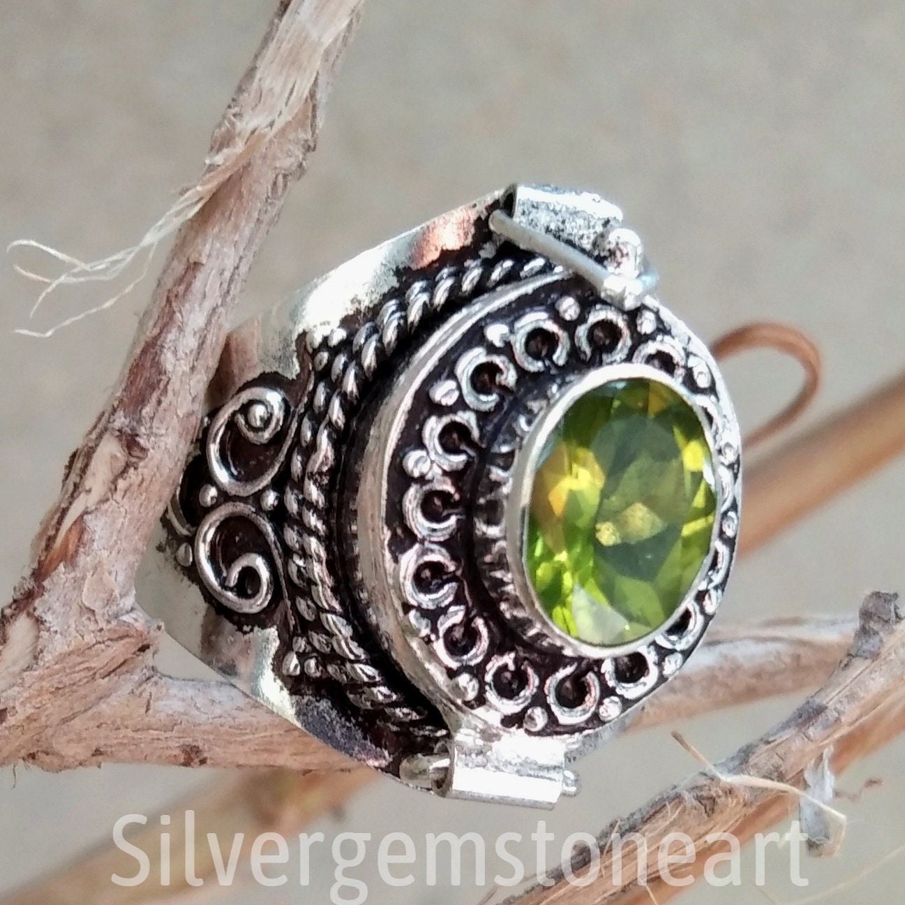 Poison Ring Peridot Ring Locket Ring August Birthstone - Etsy