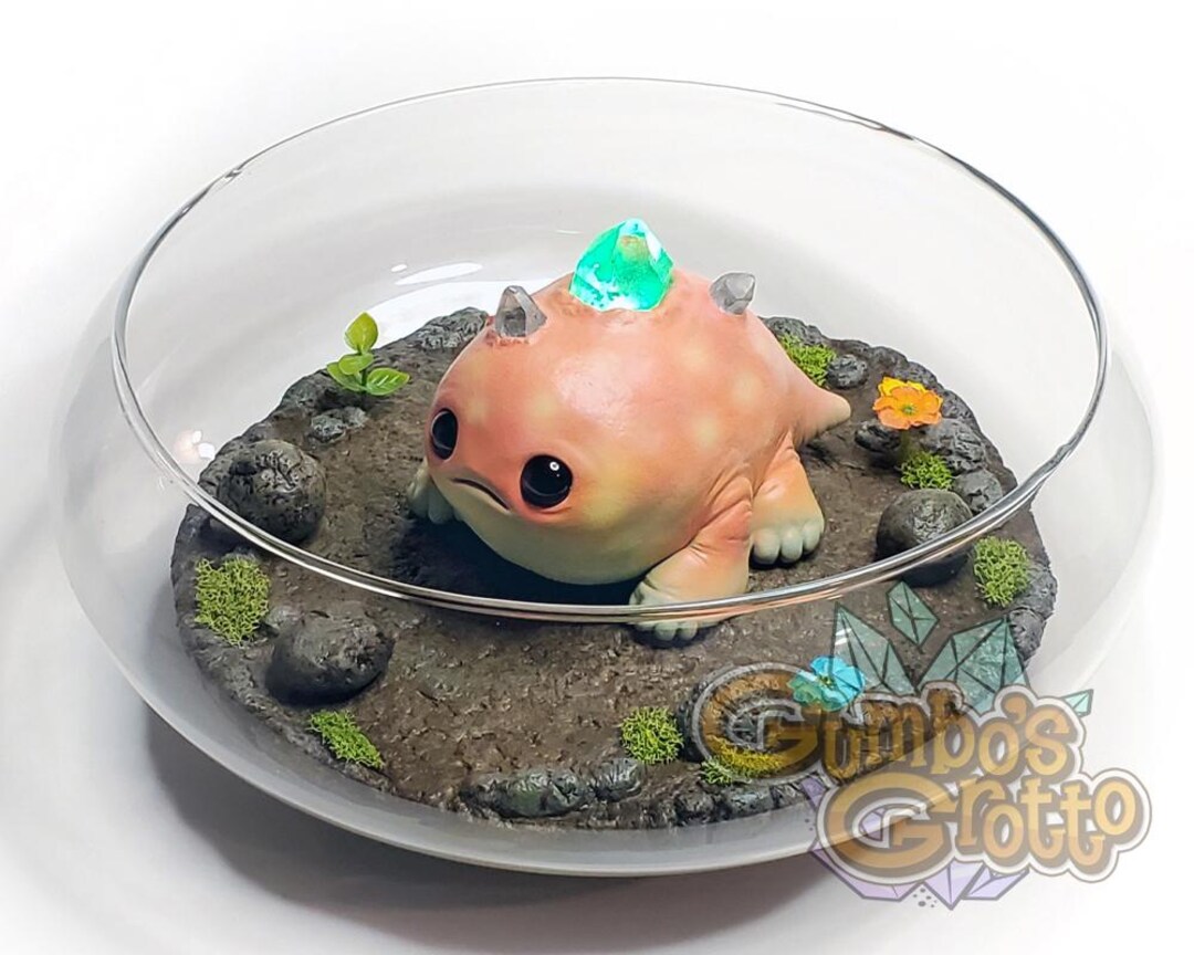 Scoosh Grotto Newt Figurine: Handmade Polymer Clay Fantasy Creature - Etsy