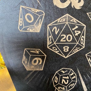 Dnd Christmas Whiskey Decanter Set Dungeons and Dragons Whiskey Glasses ...