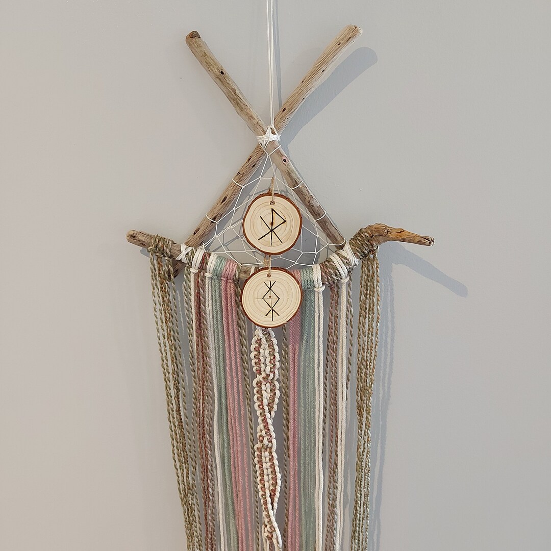 Handmade Pagan Driftwood Wool Macramè Viking and Norse Bind - Etsy