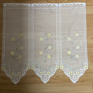 French Single Panel Coloured Floral Lace Net Bistro / Cafe Curtain ...