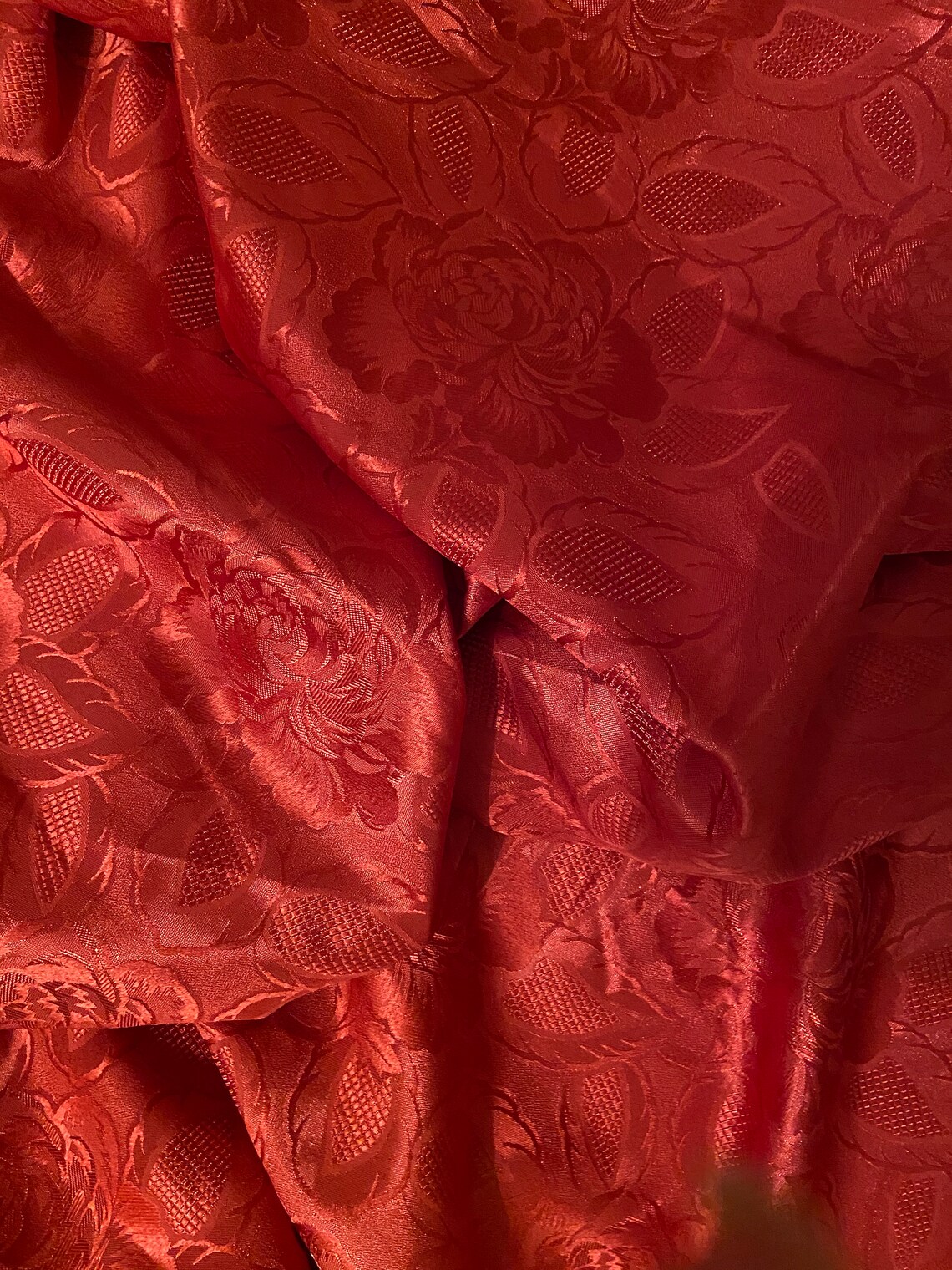 Vintage Large Round Rayon Damask Floral Rich Red Scalloped | Etsy