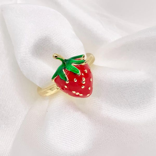 Strawberry Ring - Etsy