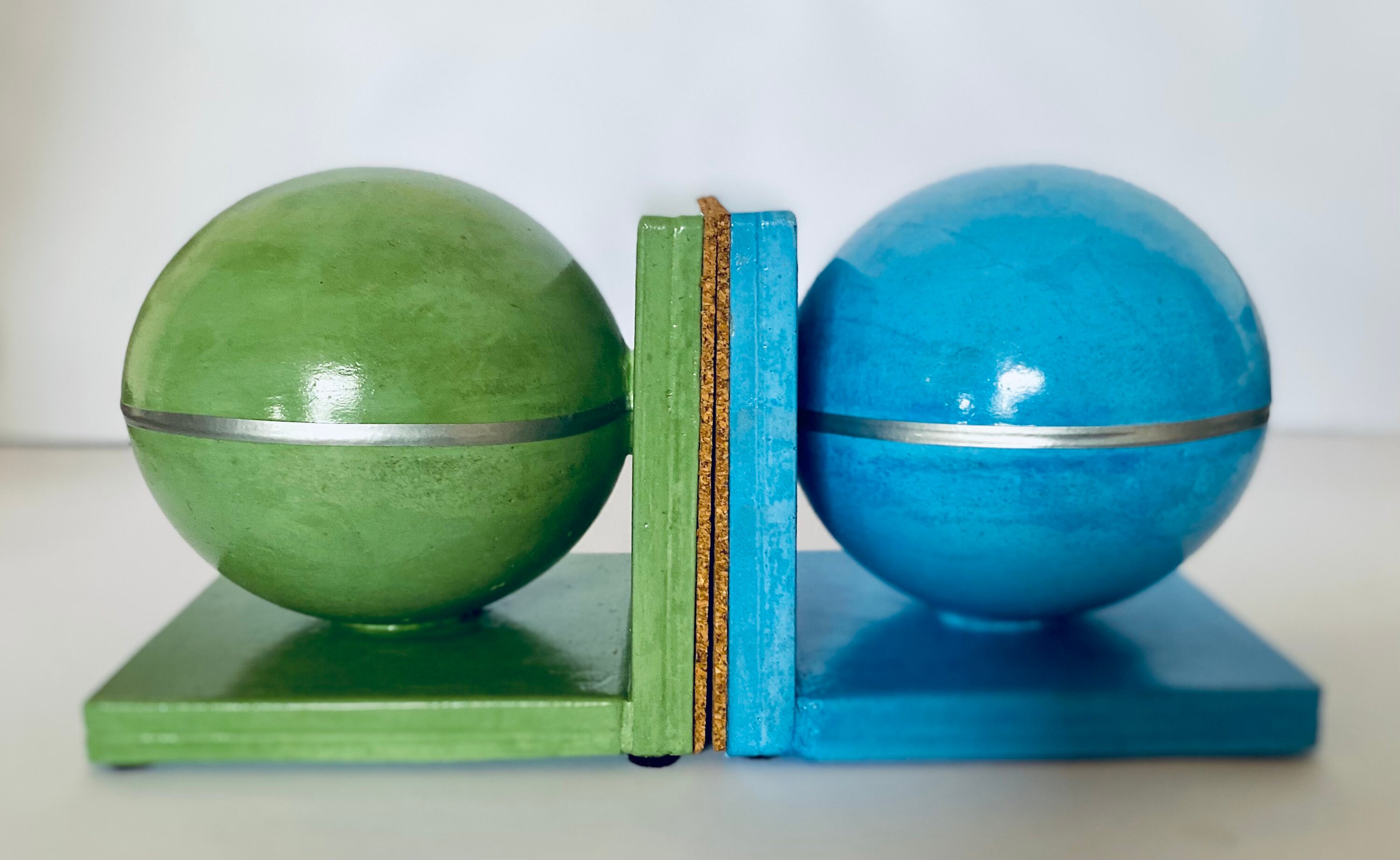 Heavy Bookend 1.3kg / Book End / Custom Color Book Holder / - Etsy