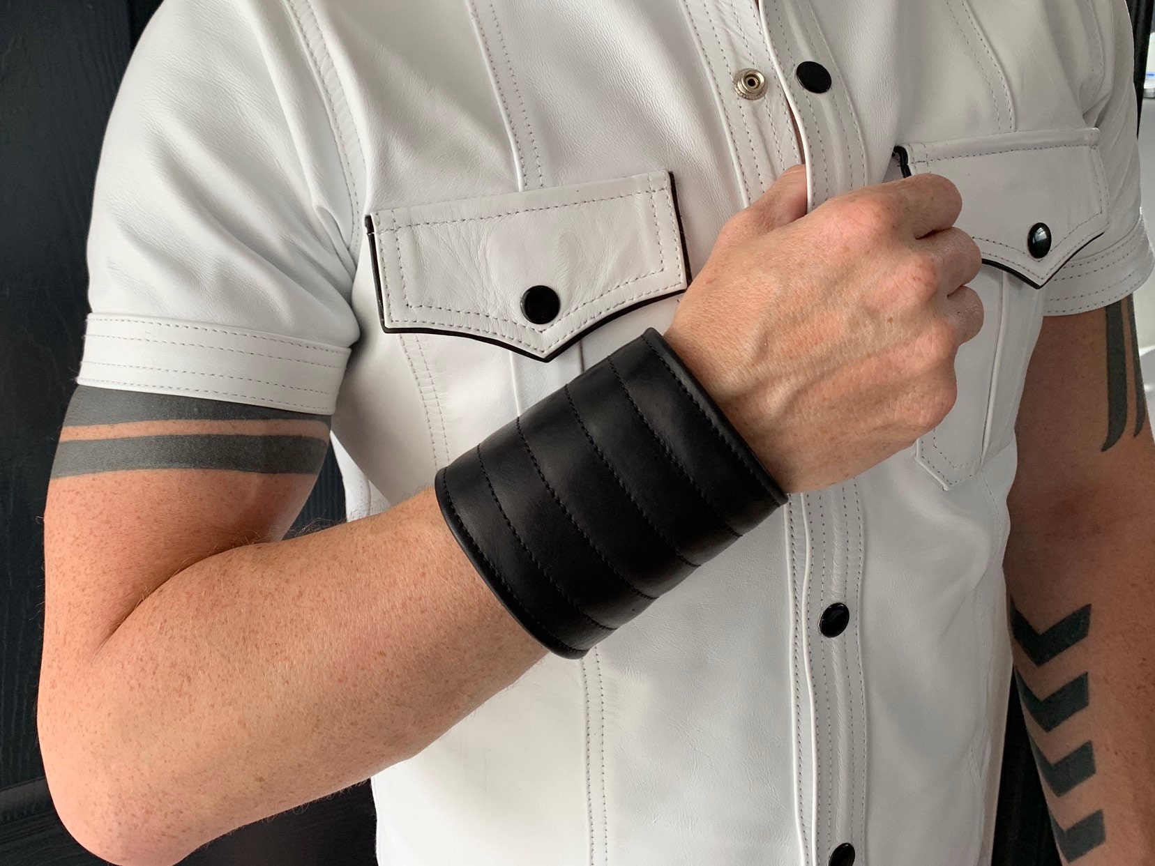 Real Luxury Padded Leather Wrist Wallet Black All Sizes. Coin Wallet ...