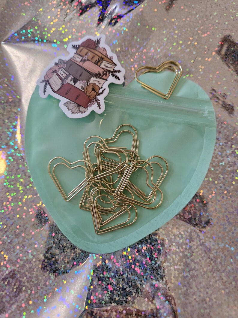Gold or Rose Gold Heart-shaped Paper Clips - Etsy