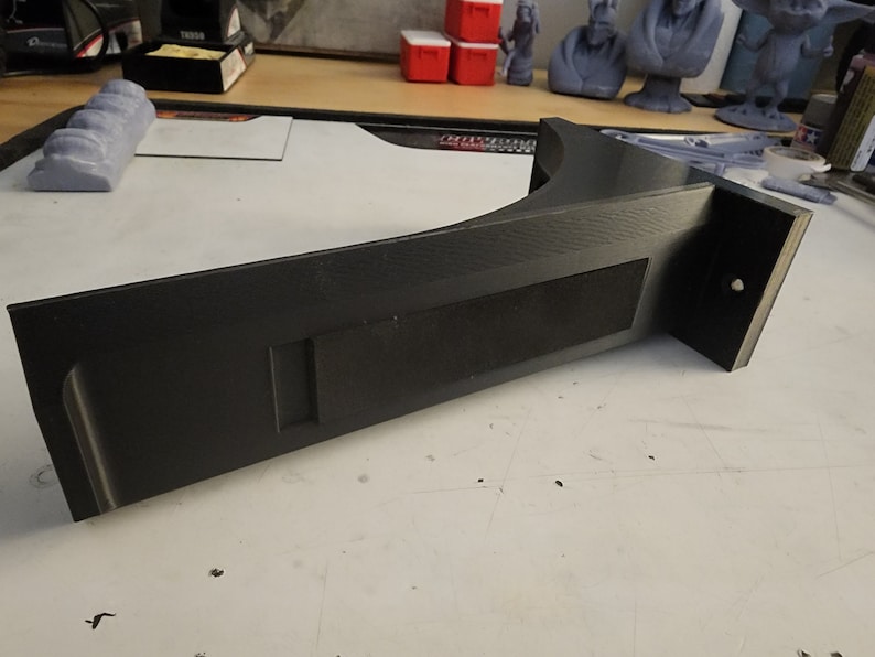 RC Wall Mount - Etsy