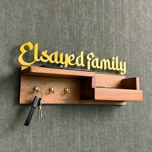 Family Key Holder for Wall Solid Walnut Key Rack Entryway Mail and Key ...