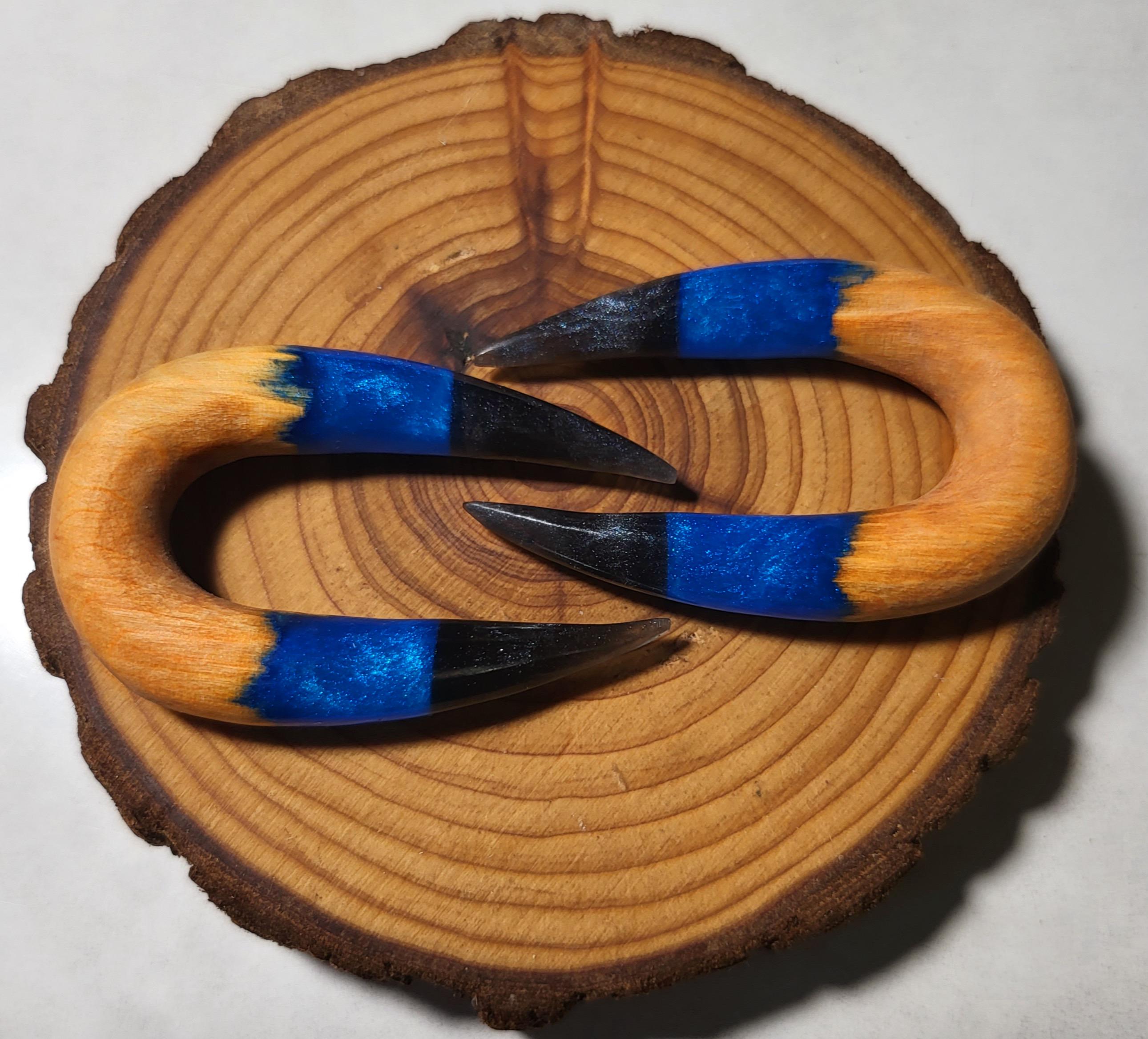 Handmade Hanger Ear Gauges: Wood Resin Horn Plugs, 2g (6mm) ~ 2 Inch ...