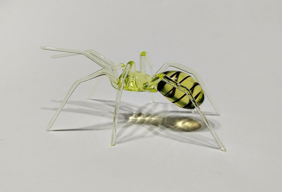 Spider Tarantula Sculpture Made of Uranium Glass - Etsy