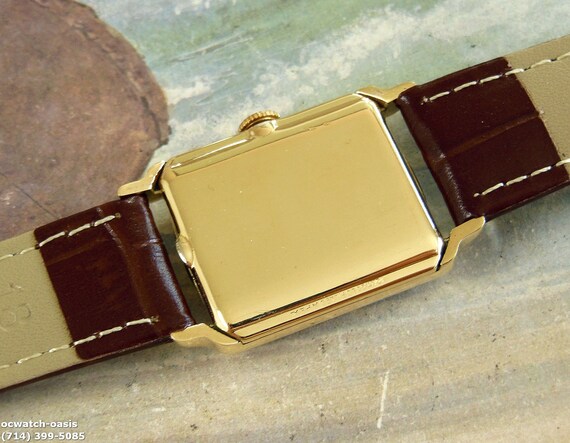1950's Vintage WITTNAUER, Stunning Maroon Dial, Servi… - Gem