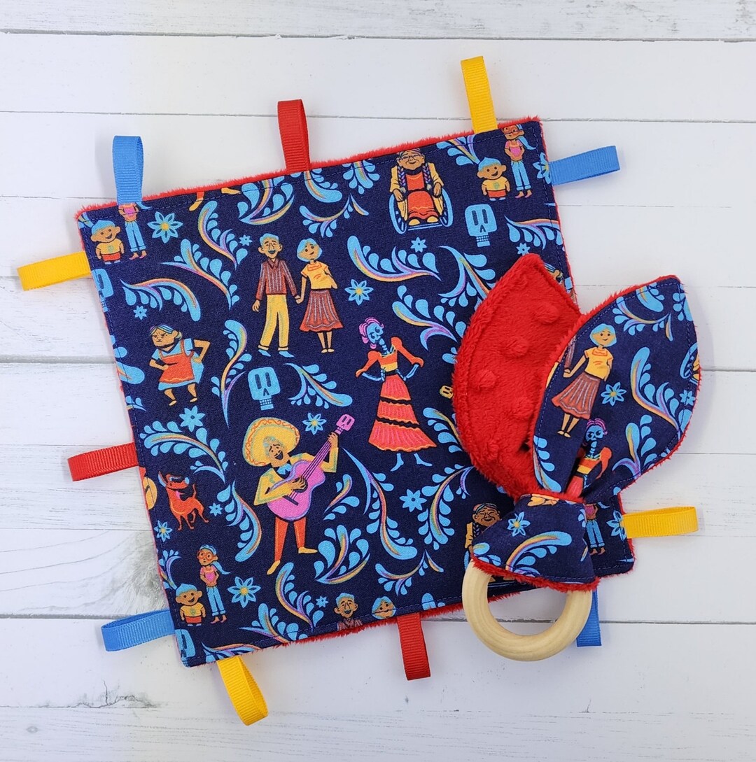 Mi Familia Crinkle Tag Toy & Wooden Teether Ring Set, Crinkle Baby Toys ...