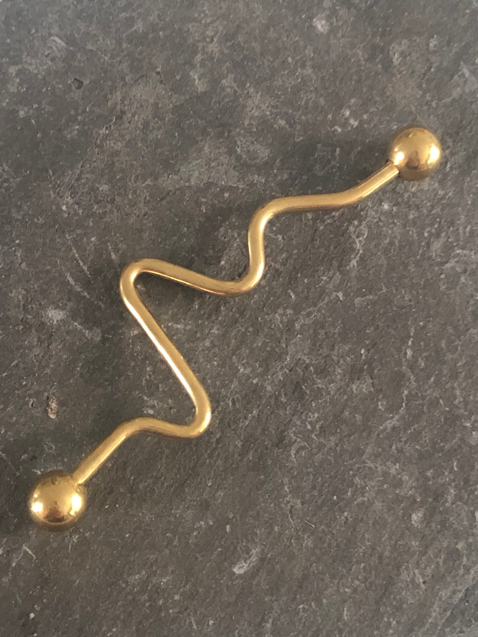 14g Scaffold Industrial Piercing Bar Colour Funky Wavy Heartbeat Design ...