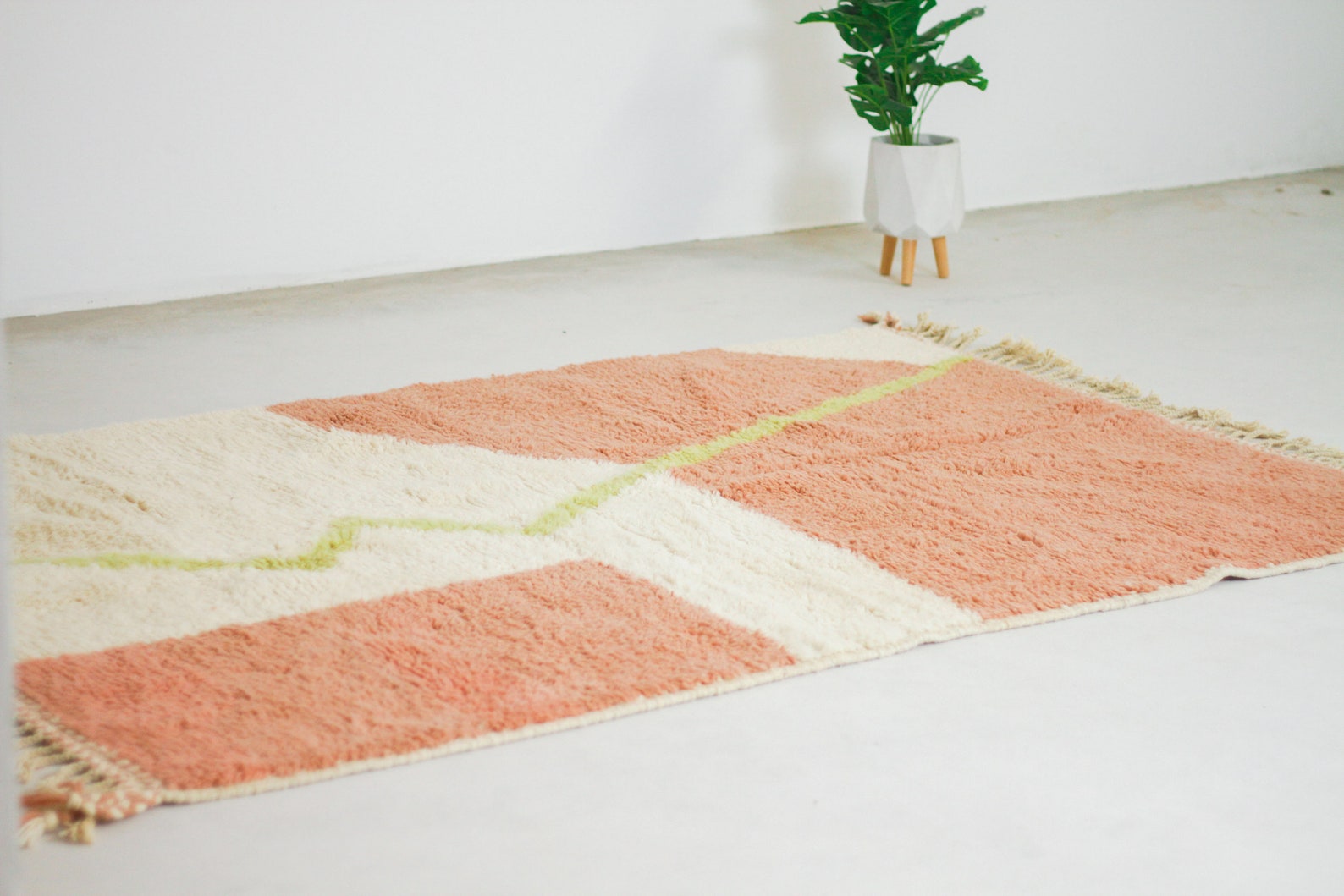 Colorful Moroccan Area Rug Pink Beni Ourain Rug for Living Room Mid ...