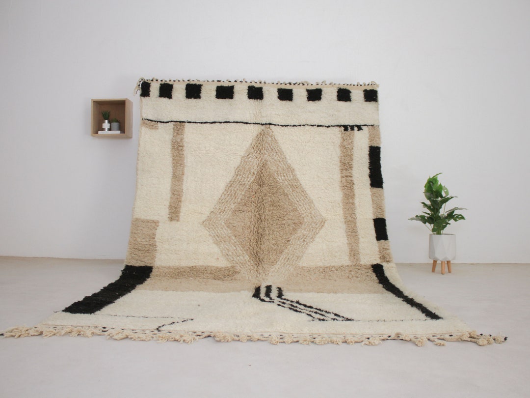 Moroccan Rug White - Modern Living Room Rug - White and Brown Beni ...