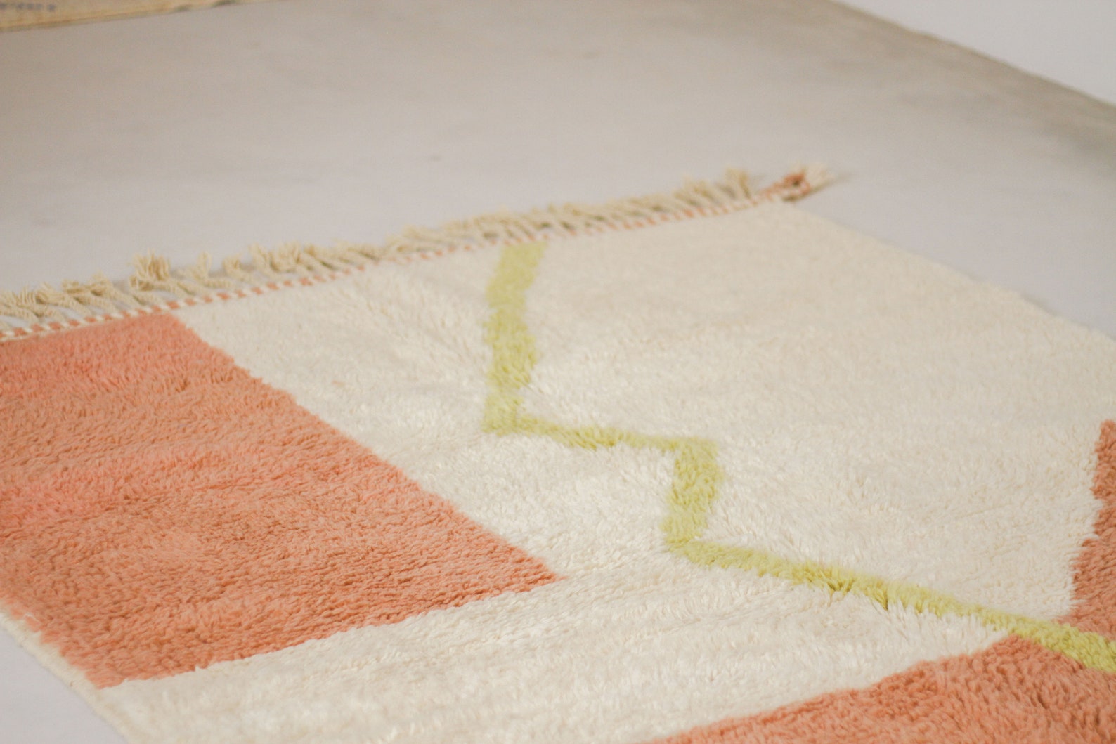 Colorful Moroccan Area Rug Pink Beni Ourain Rug for Living Room Mid ...