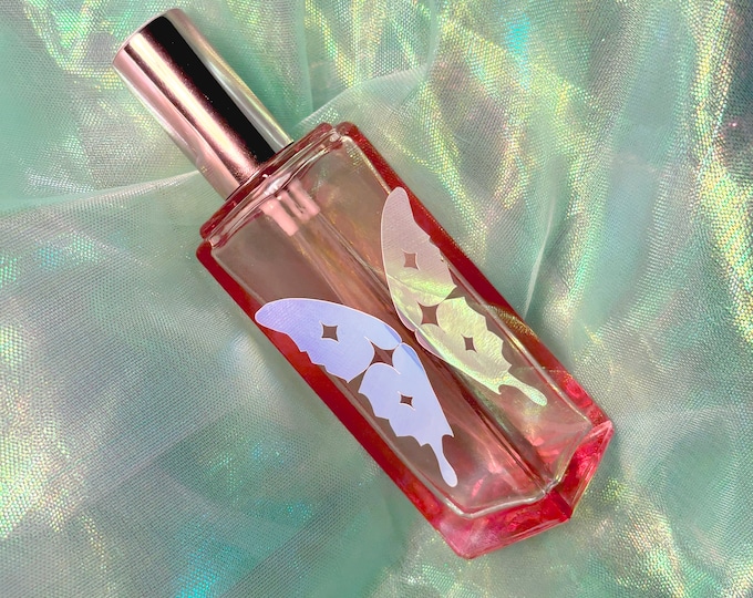 Moon Flower Fairy Perfume Moonflower, Pear, Woodsy Musk, and Amber ...