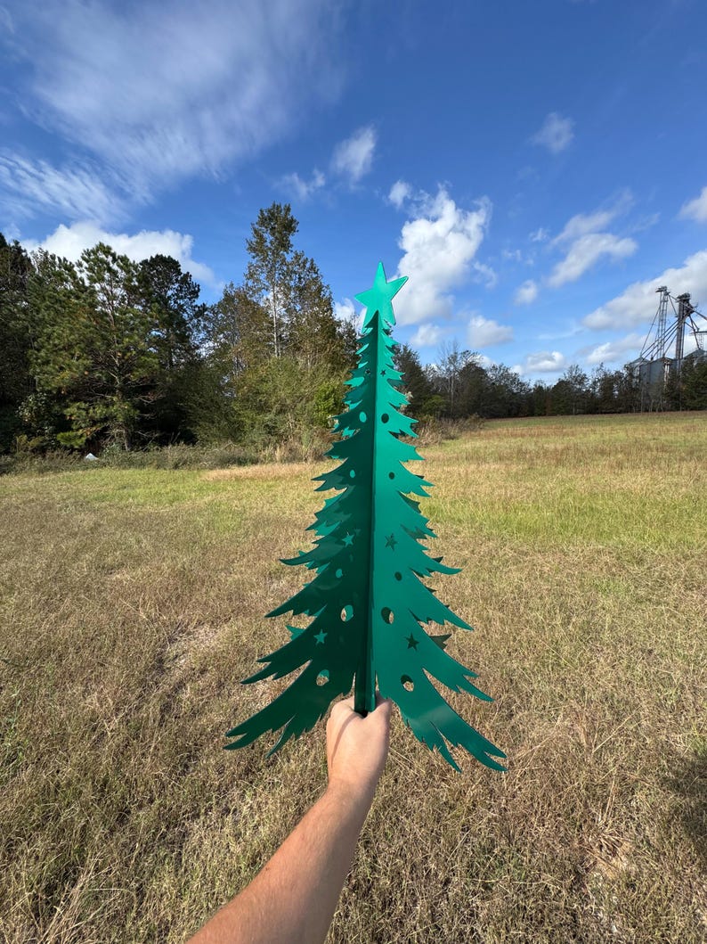 Christmas Tree Yard Stake, Stand up Christmas Tree, 3 Dimensional ...