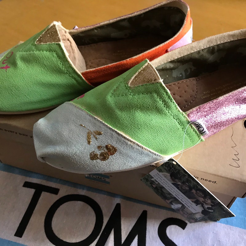 Painted Toms Shoes - Etsy