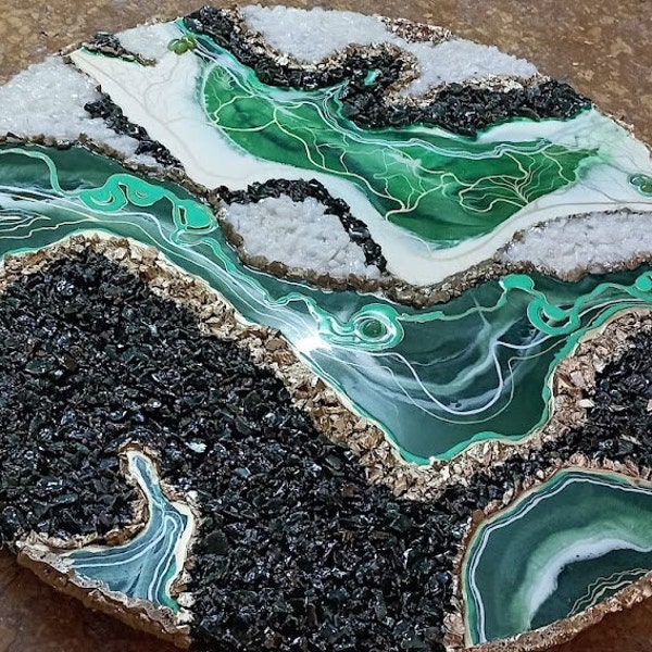 Resin Geode Wall Plates - Etsy