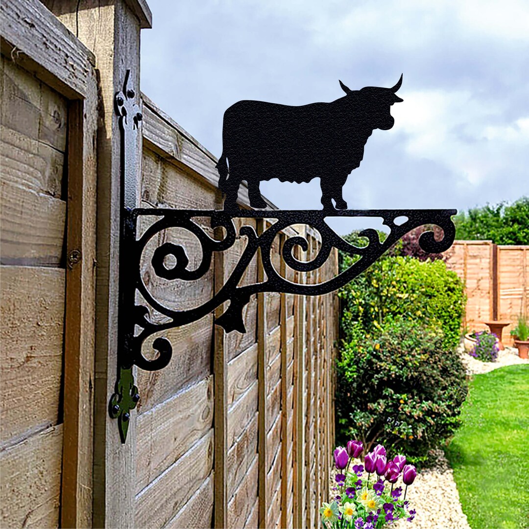Highland Cow Ornamental Hanging Bracket Contemporary Hanging Basket ...