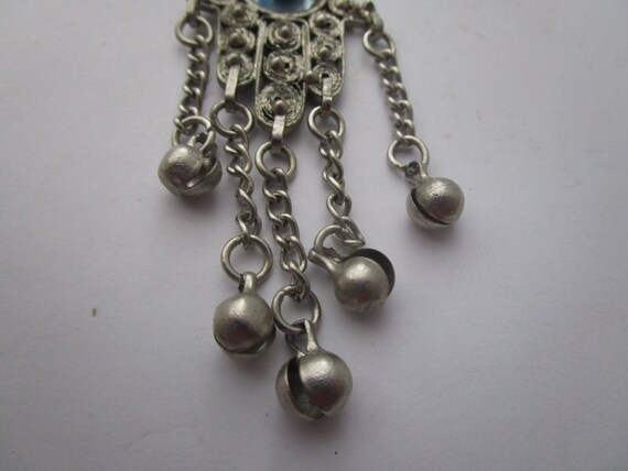 Vintage Bodacious Seeing Eye Dangle Bells Necklace Pe… - Gem