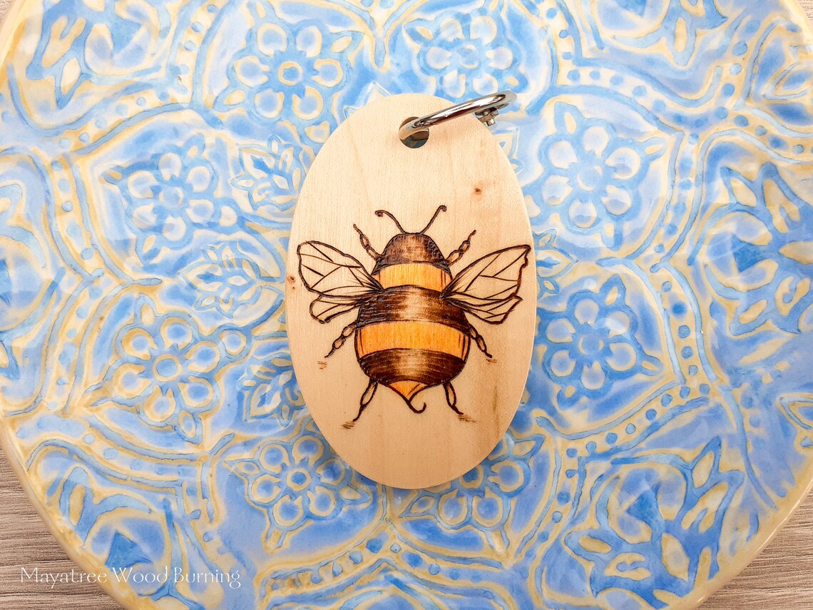 Bumble Bee Pyrography Key Ring Wood Burned Key Chain - Etsy UK