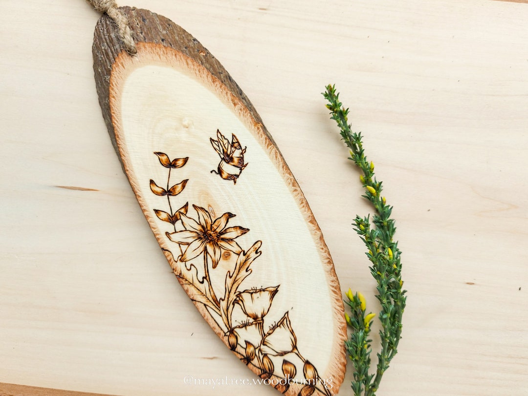 Bee & Wildflowers Wall Hanging, Original Pyrography Wood Slice, Wood ...