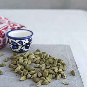 Grounded Coffee and Cardamom Seeds 7 OZ Pack Seasoning Coffee Package ...