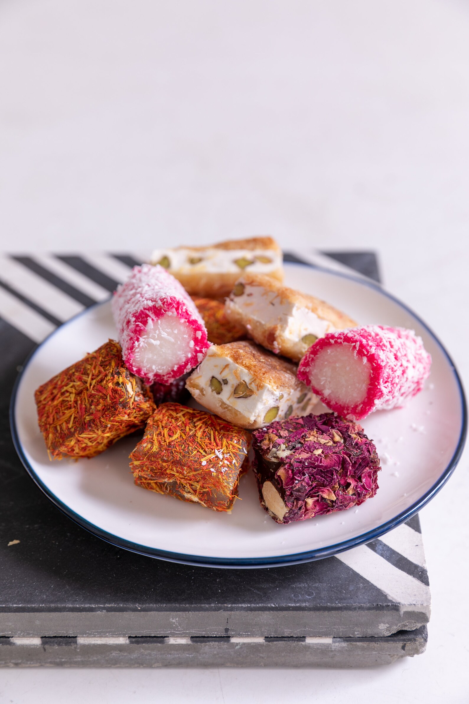 Candies From Jerusalem: Coconutsesamehlavitsa Apricot | Etsy