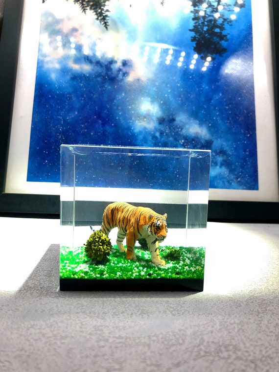 Tiger Resin Diorama Resin Paperweight animal Resin Ornament - Etsy