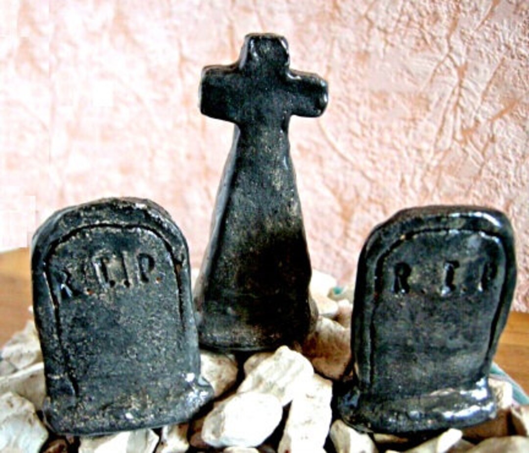 Set of 3. Ceramic Grave Stones. Aquarium Decor - Etsy