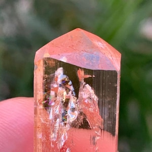 Natural Imperial Colour Fluorescent Rainbow Inclusion Transparent Topaz ...