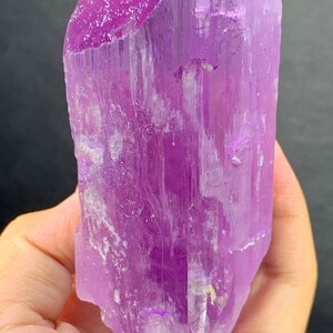 Natural Pink Colour Big Size Rare Fluorescent Kunzite Crystal, Kunzite ...