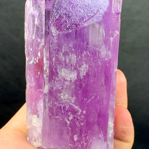 Natural Pink Colour Big Size Rare Fluorescent Kunzite Crystal, Kunzite ...