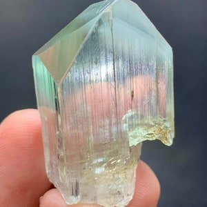 Natural Green Colour Transparent Fluorescent Kunzite Crystal From ...