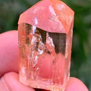 Natural Imperial Colour Fluorescent Rainbow Inclusion Transparent Topaz ...