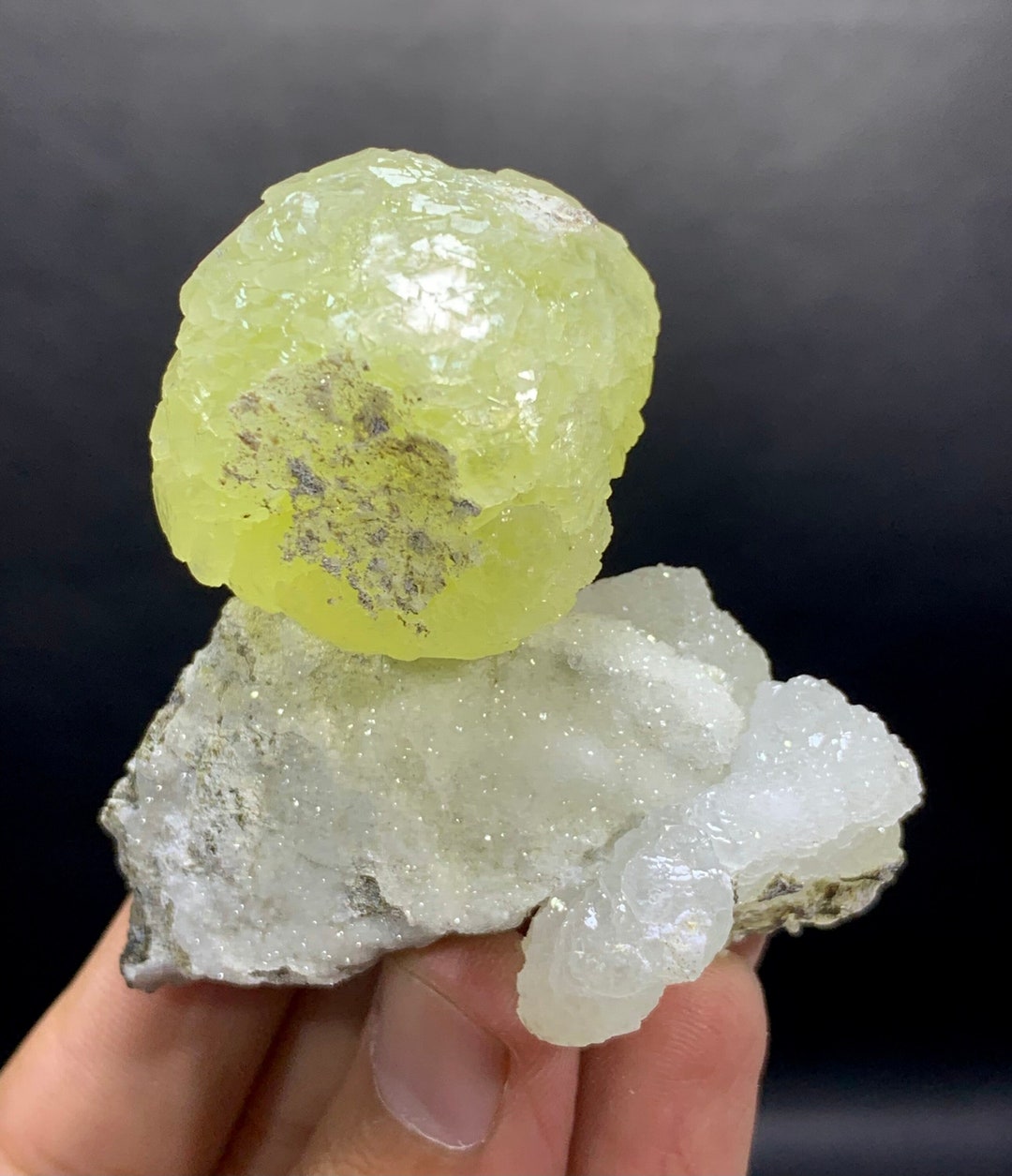 Natural Yellow Bubble Brucite Crystal Specimen, Natural Brucite Crystal ...