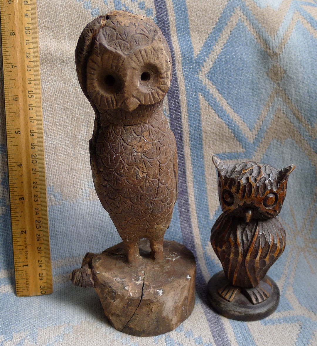 2 Vintage MC Primitive Folk Art Carved Wooden Owls, 1 Signed wolf - Etsy