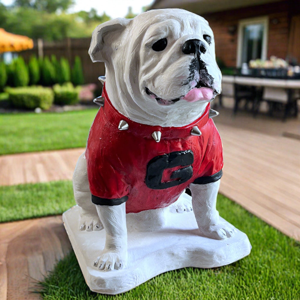 Georgia Bulldogs UGA Mascot Boom Stone Statue for Garden, Yard, Deck ...