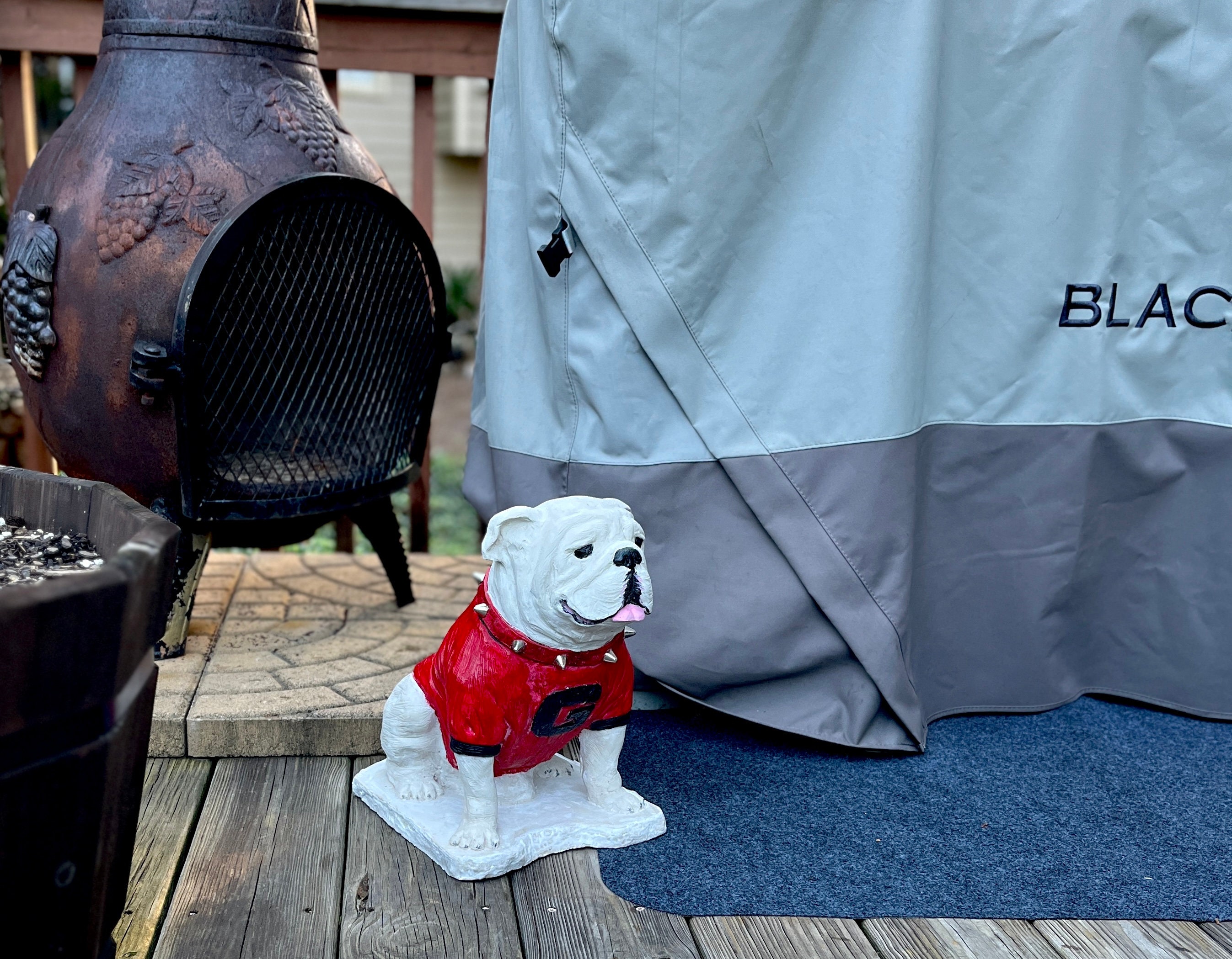 Georgia Bulldogs UGA Mascot Boom Stone Statue for Garden, Yard, Deck ...