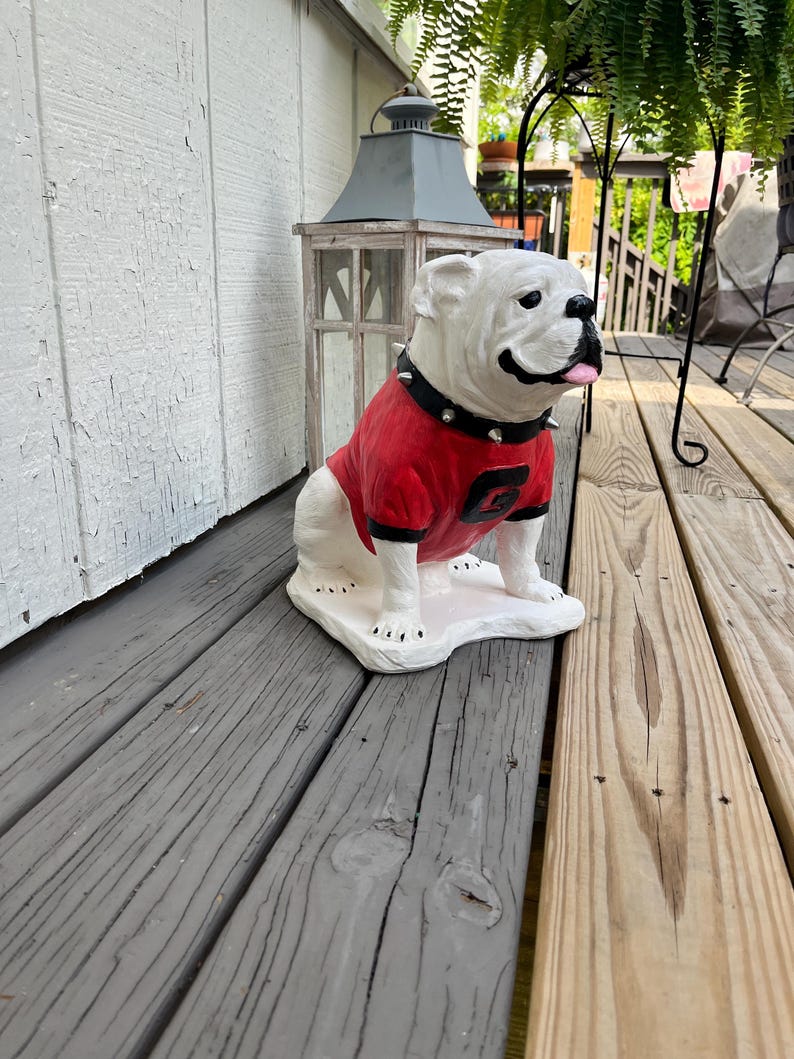 Georgia Bulldogs UGA Mascot Boom Stone Statue for Garden, Yard, Deck ...