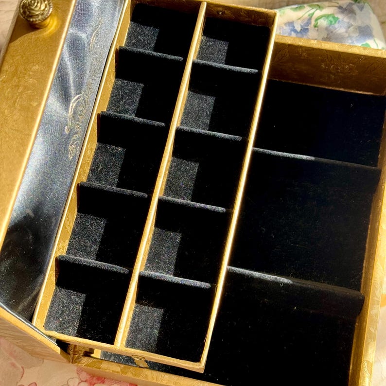 Vintage Lady Buxton Gold Floral Jewelry Box With Compartments - Etsy
